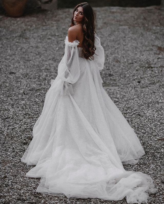 A-line Off-the-shoulder Rustic Wedding Dresses Lace Bridal Gowns MHL28 ...